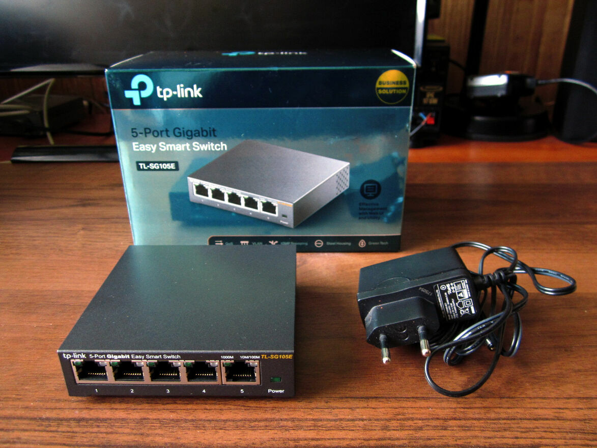 TP-Link TL-SG105E. Switch 5 portów, praktycznie nieużywany Kielce