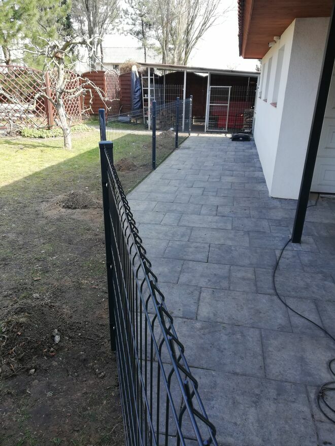 płot panelowy, montaż płotu panelowego, sprzedaż, wymiana Września