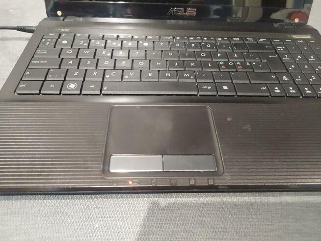 Archiwalne Laptop Asus X53U-SX021 15,6 4 GB / 320 GB czarny Wrocław