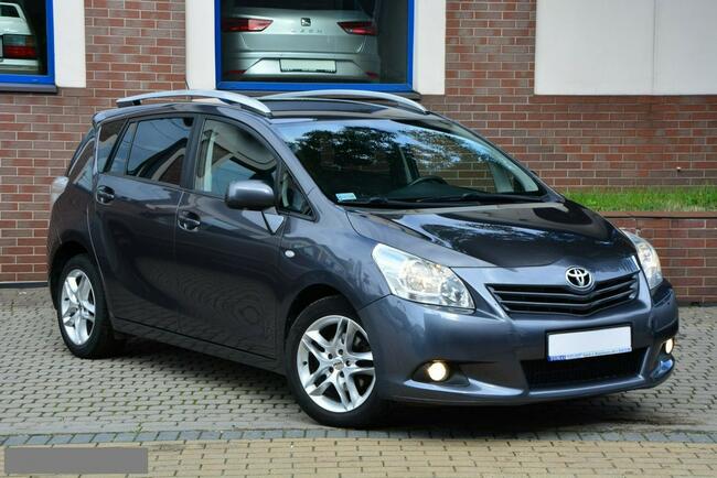 Auta osobowe używane Toyota Verso - Darmowe ogłoszenia Lento.pl